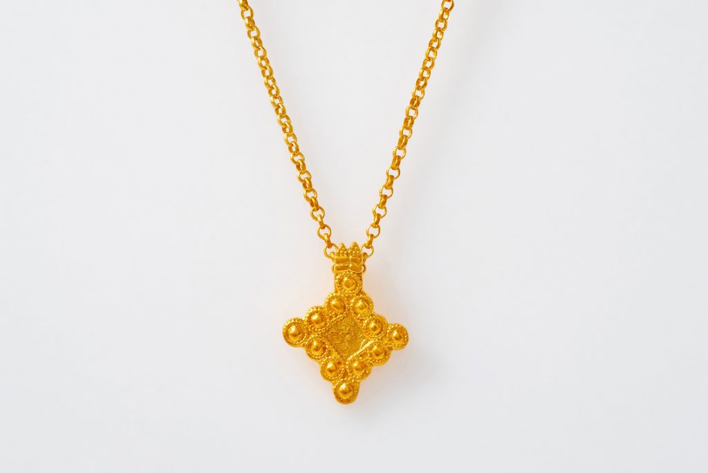 Rhombic Pendant - CHRONOS